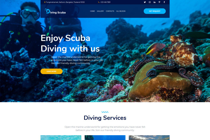 Underwater Website Design for Diving Landing - MotoCMS